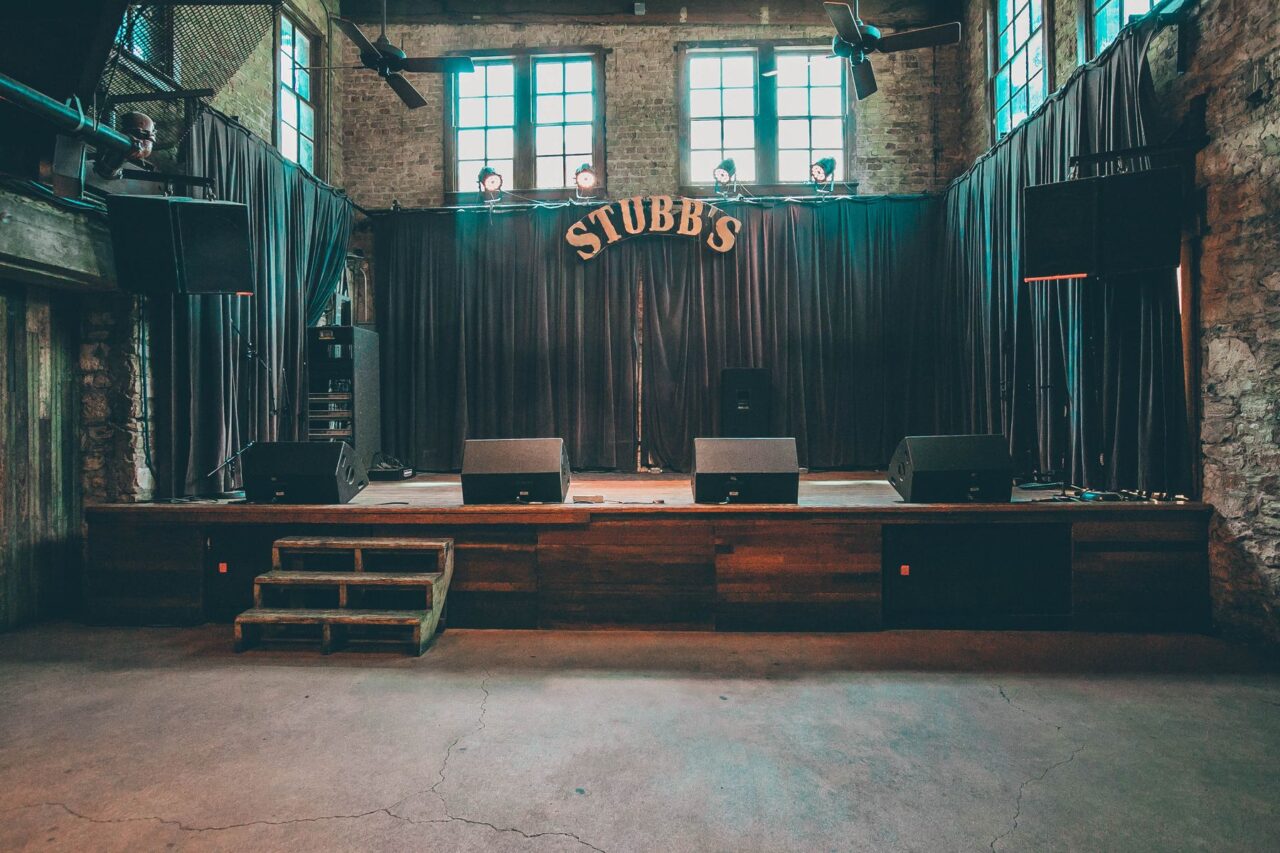 Downstairs Bar - Stubb's BBQ